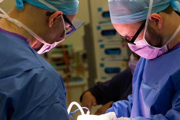 Dr Peter Lucas, Neurosurgeon